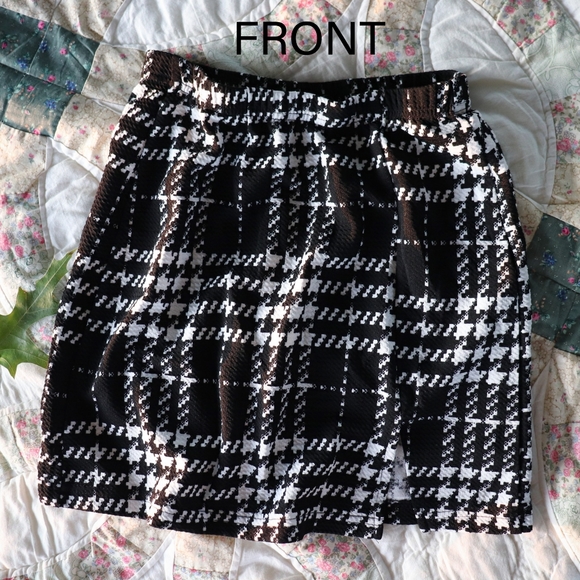 SHEIN | Skirts | Shein Black White Checkered Mini Skirt Size Xs | Poshmark